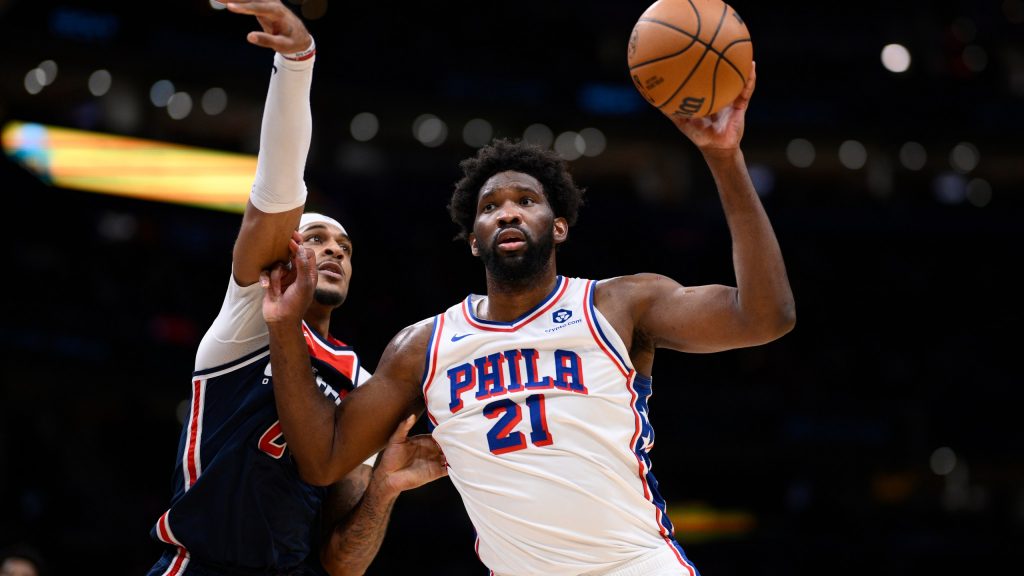 Embiid, Sixers ile Tarihe Geçen Bir Kontrat Yenilemesine İmza Attı ...